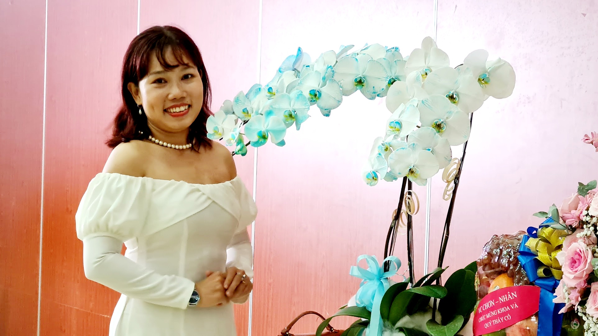 “Trang điểm” cho hoa