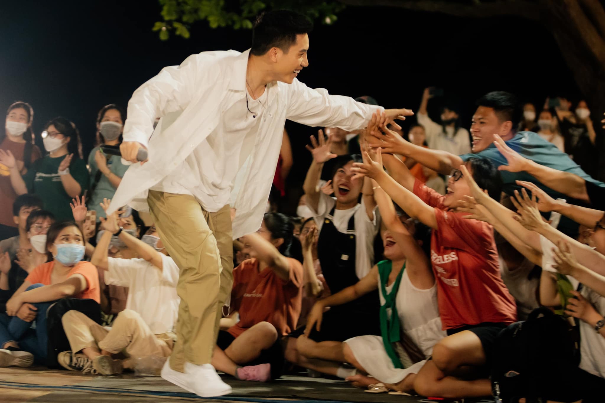 Hai nghệ sĩ cùng tên "Anh Tú" vừa điển trai, vừa tài giỏi trong showbiz ...