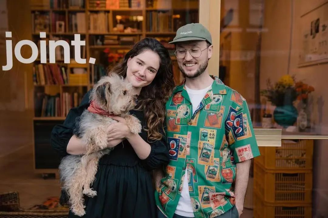 Studio tranh cắt ghép độc đáo ở Úc