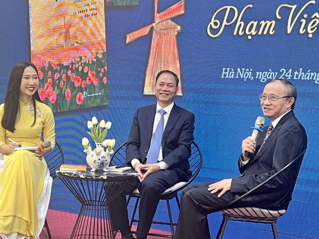 Khám phá Hà Lan độc đáo qua trải nghiệm của cựu Đại sứ Việt Nam