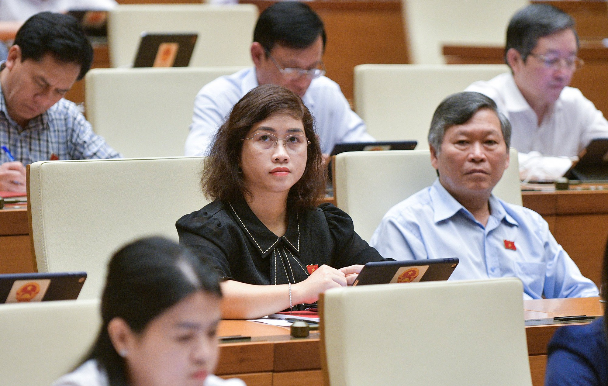 Quốc hội thông qua Nghị quyết Kế hoạch phát triển kinh tế-xã hội 2024: Mục tiêu tăng trưởng GDP ...