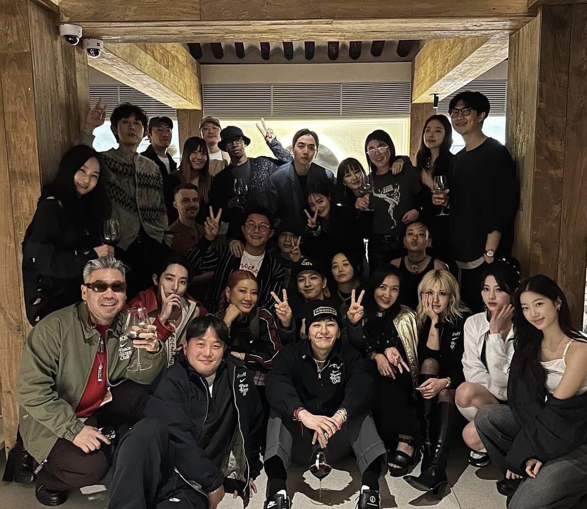 G-Dragon, Taeyang và Daesung khiến người hâm mộ vỡ òa khi chung khung ...