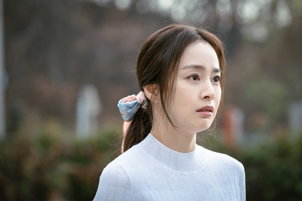Bất ngờ khi Kim Tae Hee để mặt mộc trên phim