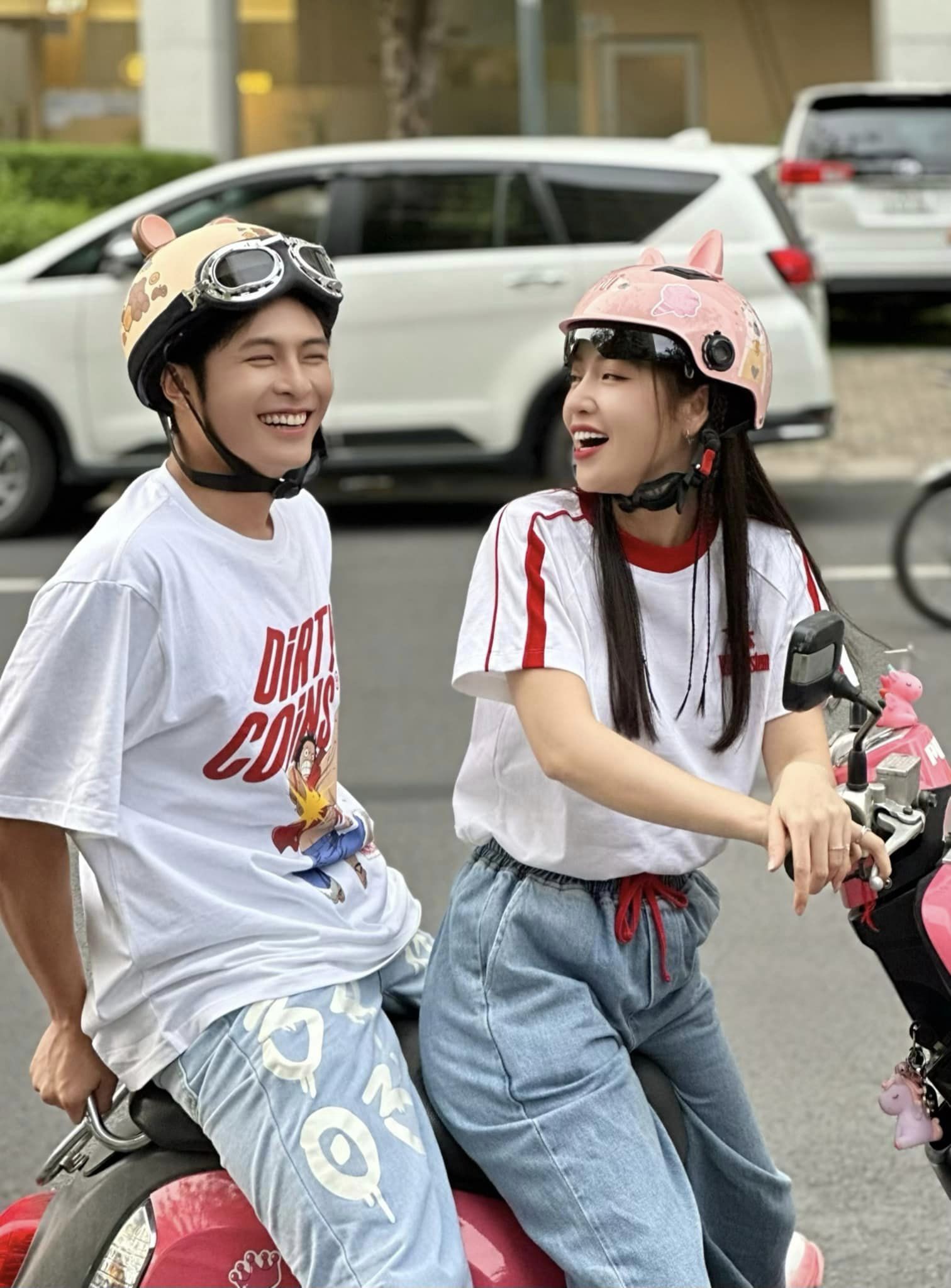 Puka dự sinh nhật mẹ Gin Tuấn Kiệt giữa nghi vấn hẹn hò