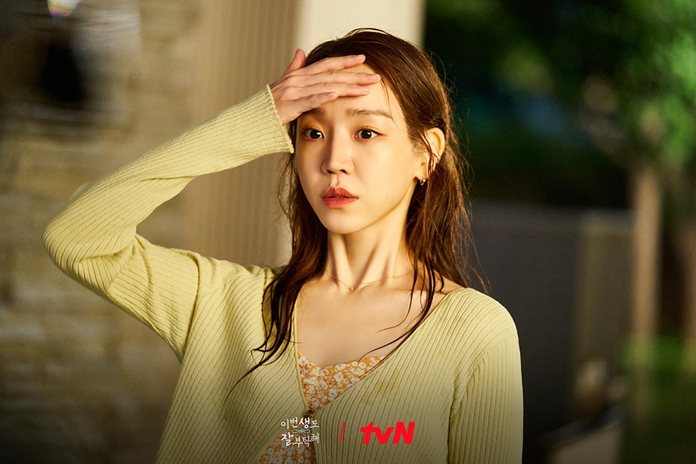 3 nữ chính phim Hàn được khen nhất hiện tại: Shin Hye Sun và ai nữa?