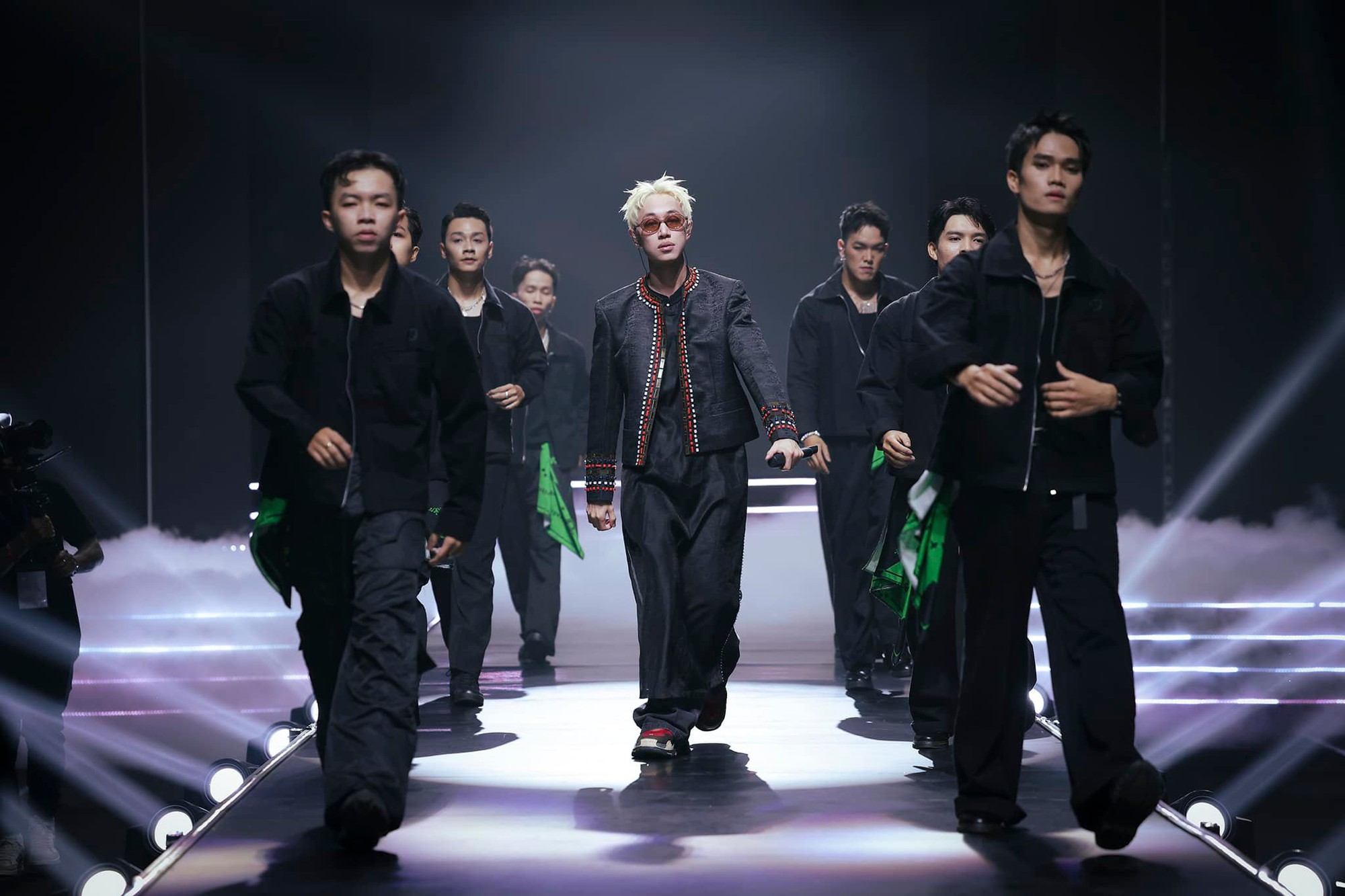 Hiện tượng "À Lôi" Double2T chính là cái tên "đắt show" nhất Rap Việt mùa 3