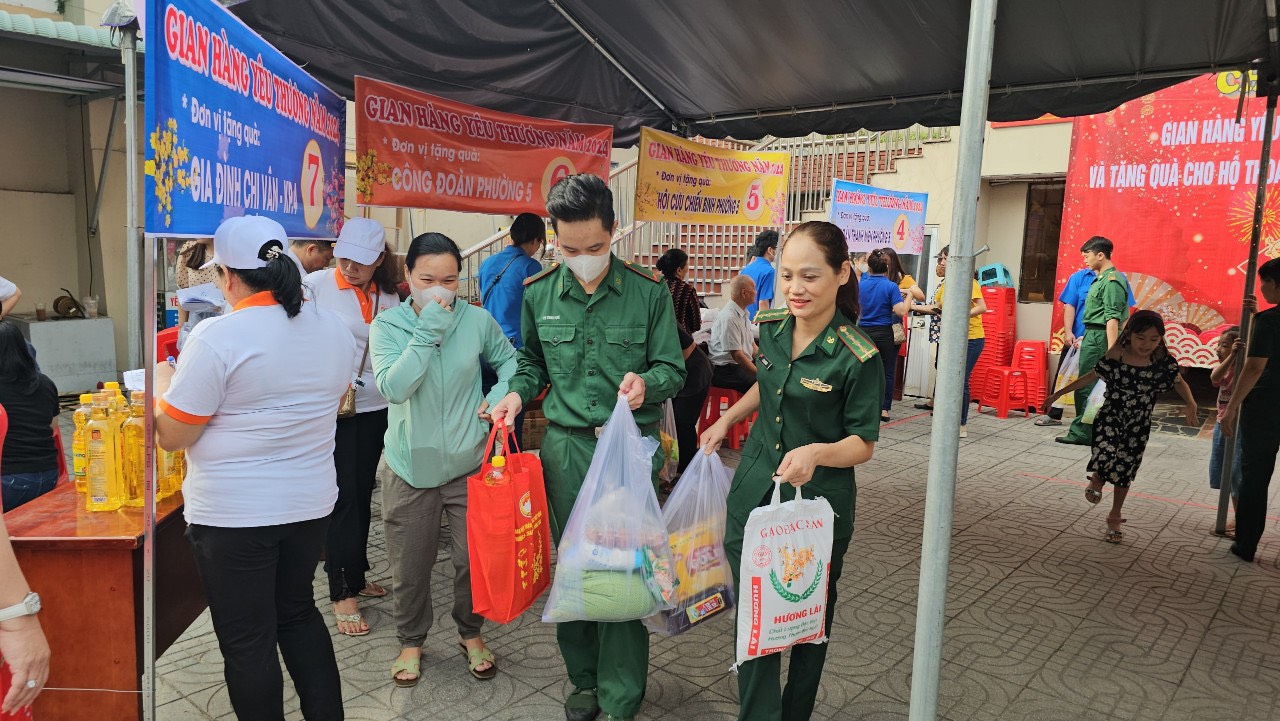 Phụ nữ Bộ đội Biên phòng: Nhiều mô hình ý nghĩa giúp phụ nữ và trẻ em ...