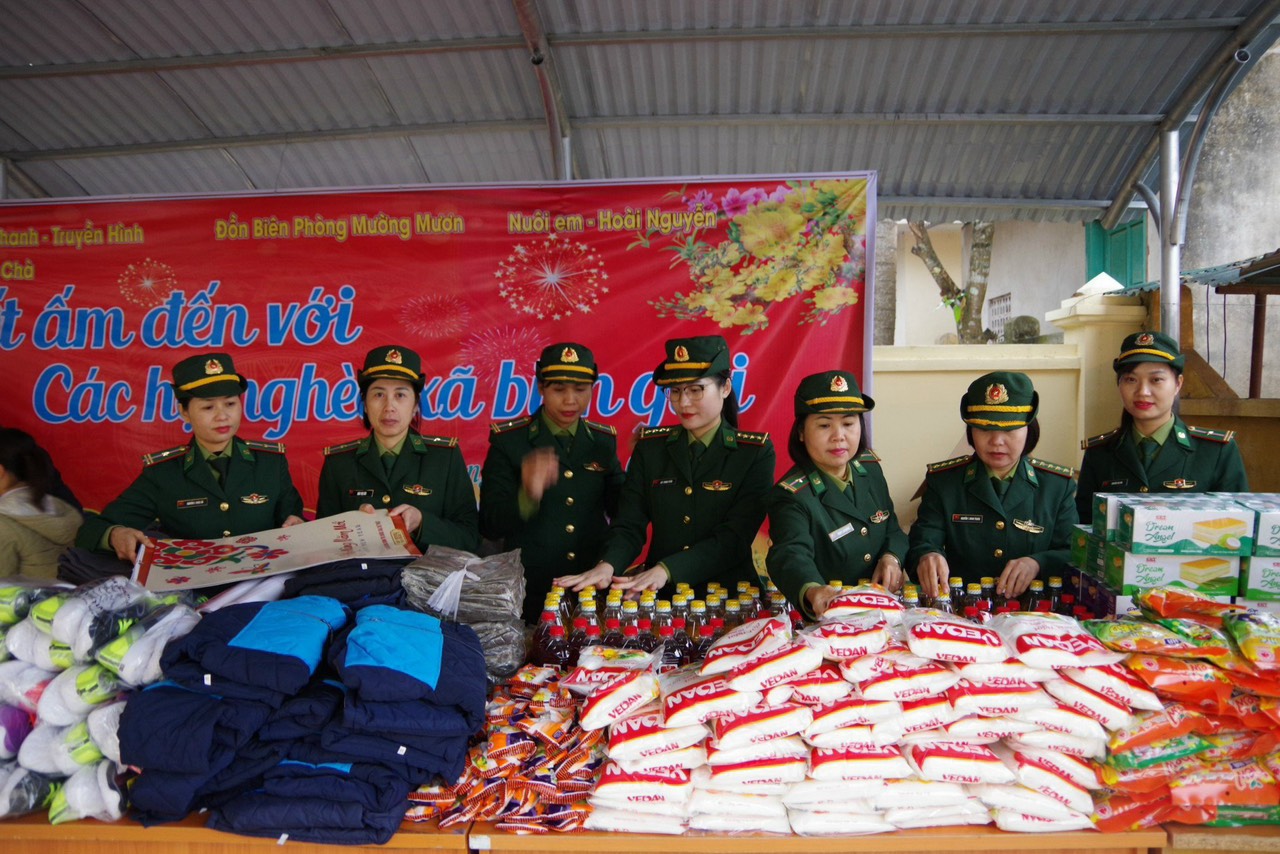 Phụ nữ Bộ đội Biên phòng: Nhiều mô hình ý nghĩa giúp phụ nữ và trẻ em ...