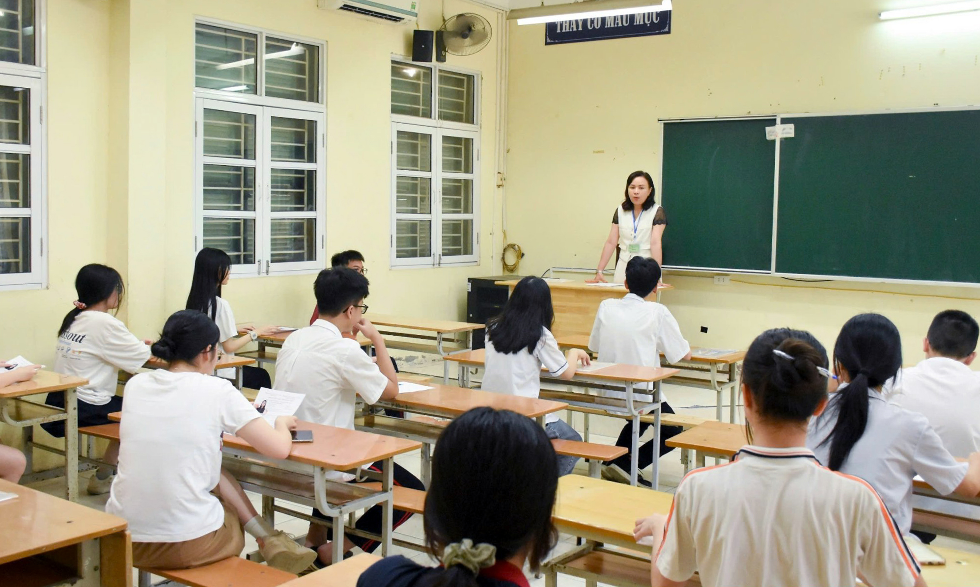 Thi tốt nghiệp THPT 2025: Hỗ trợ tối đa cho thí sinh