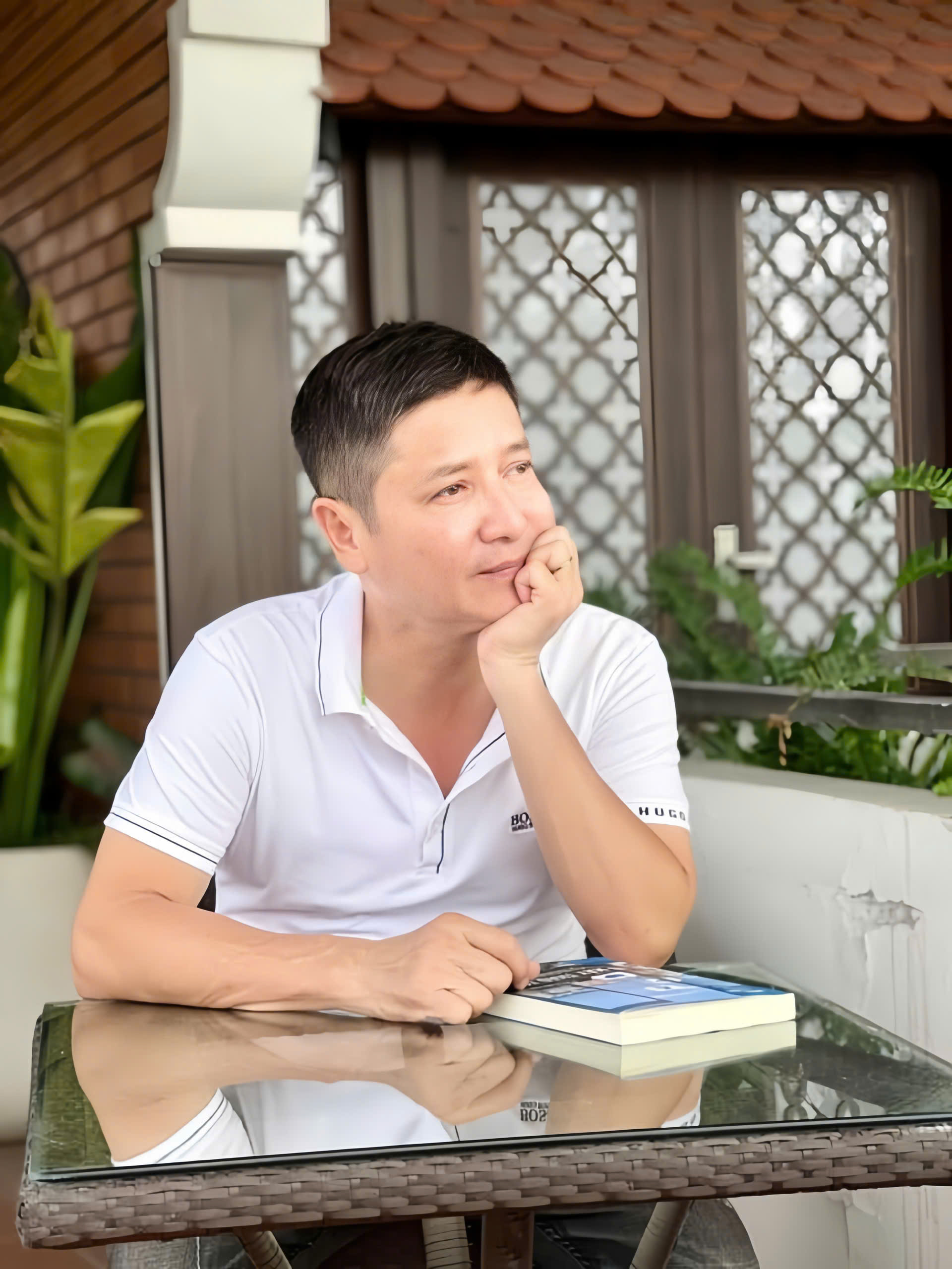 NSƯT Chí Trung: Nếu chỉ yêu thôi thì chưa đủ để giữ một cuộc hôn nhân