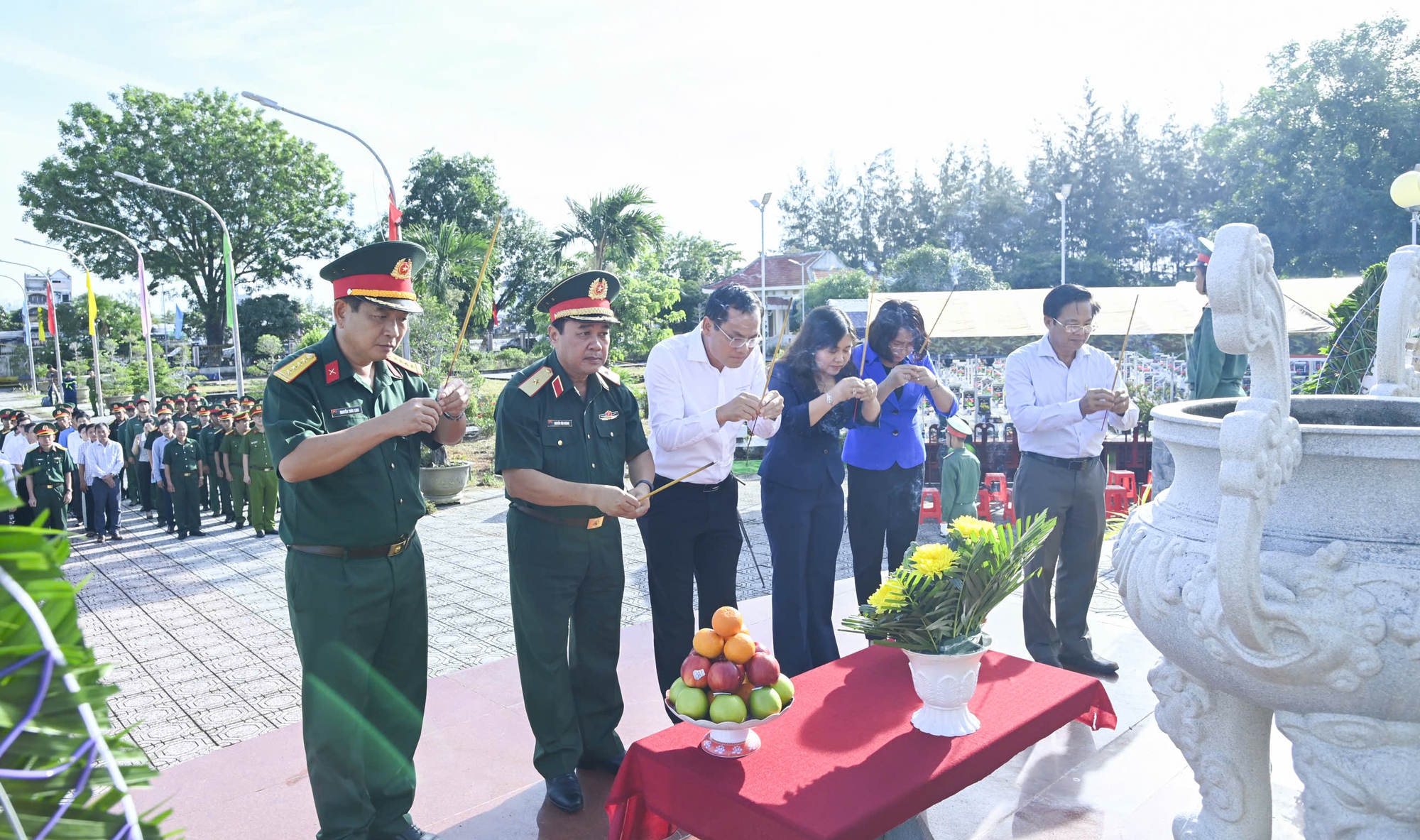 Ca Mau: Pengambilan sampel DNA dan identifikasi 263 martir sedang ...