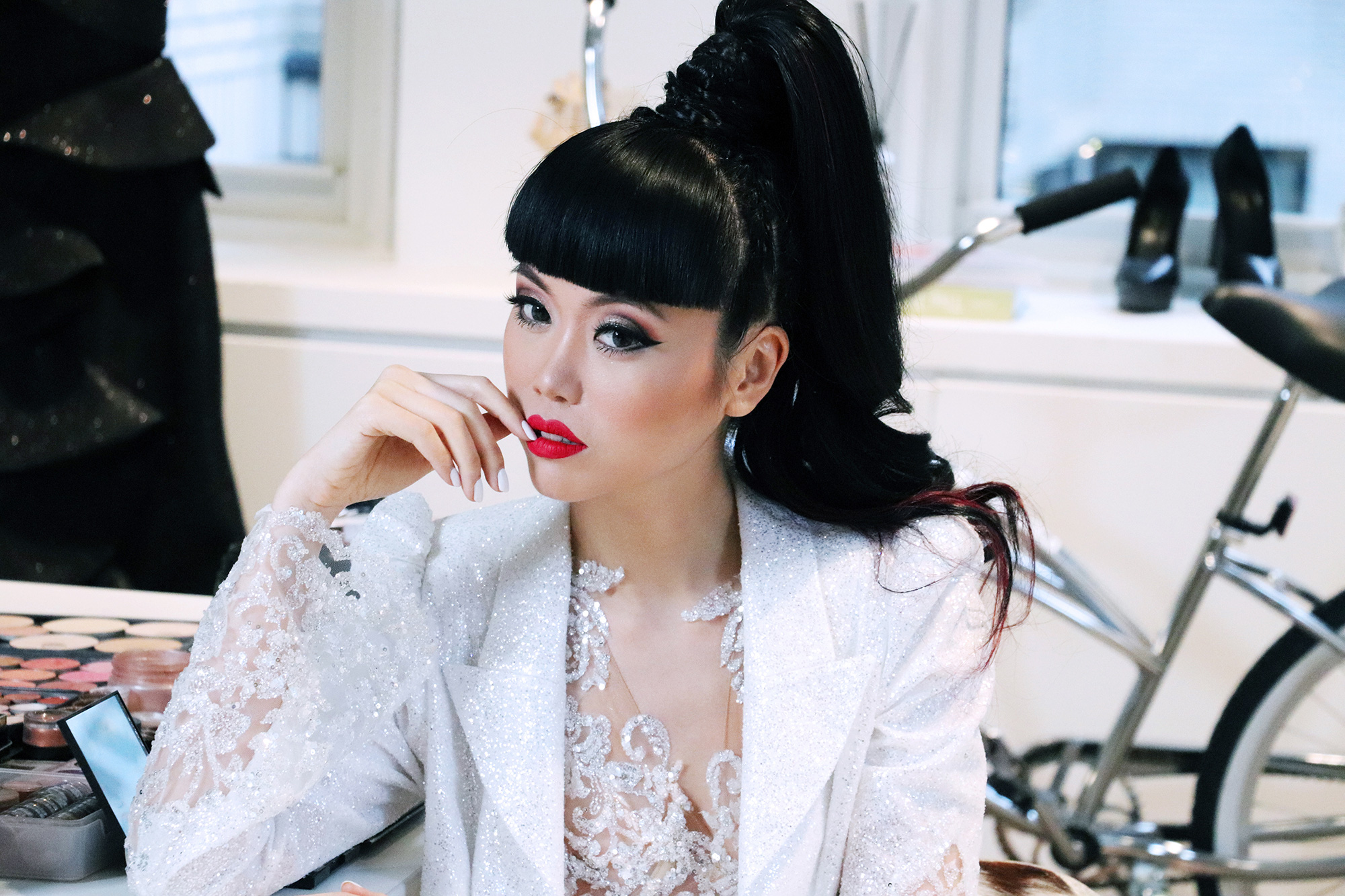 Jessica Minh Anh làm show thời trang thân thiện môi trường tại Mỹ