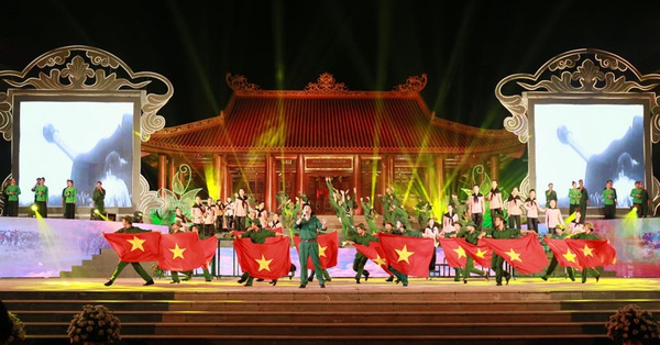 Phó Thủ Tướng Dự Lễ Tưởng Niệm 60 Tnxp Hy Sinh Trong Kháng Chiến Chống Mỹ Báo Phụ Nữ Việt Nam