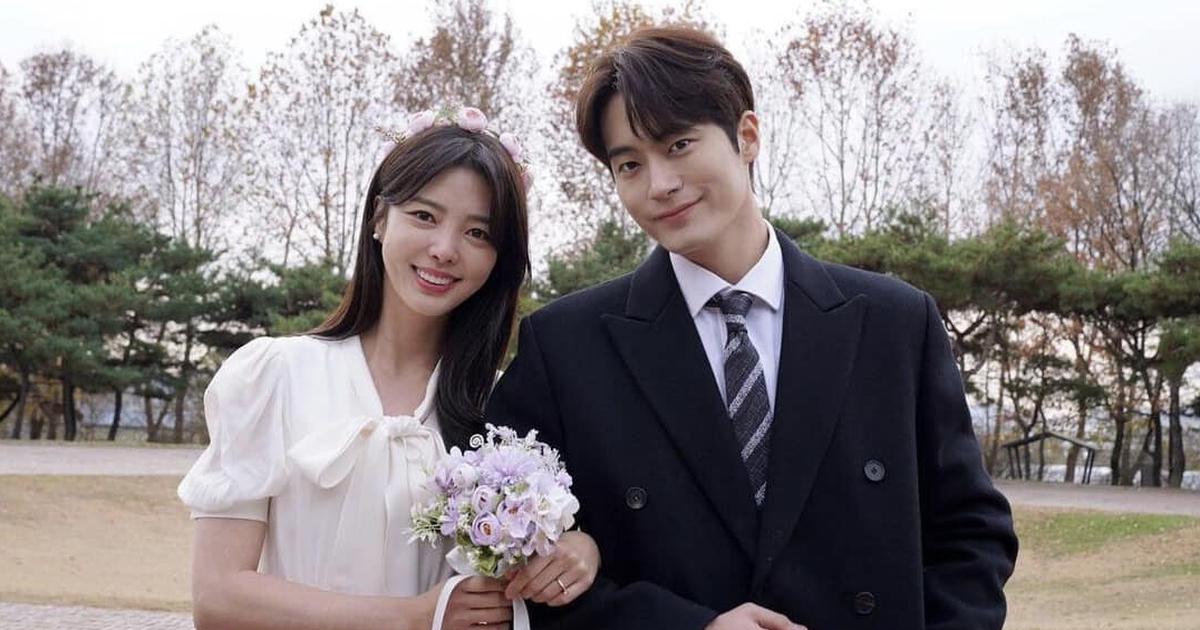 Uhm Hyun Kyung và Cha Seo Won sắp kết hôn và lên chức bố mẹ