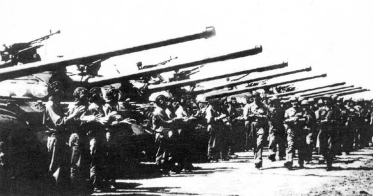 50 năm thống nhất đất nước - Ngày 7/4/1975: "Thần tốc, thần tốc hơn nữa ...
