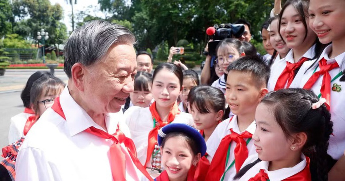 Tổng Bí thư, Chủ tịch nước Tô Lâm gặp mặt 85 đội viên tiêu biểu toàn quốc