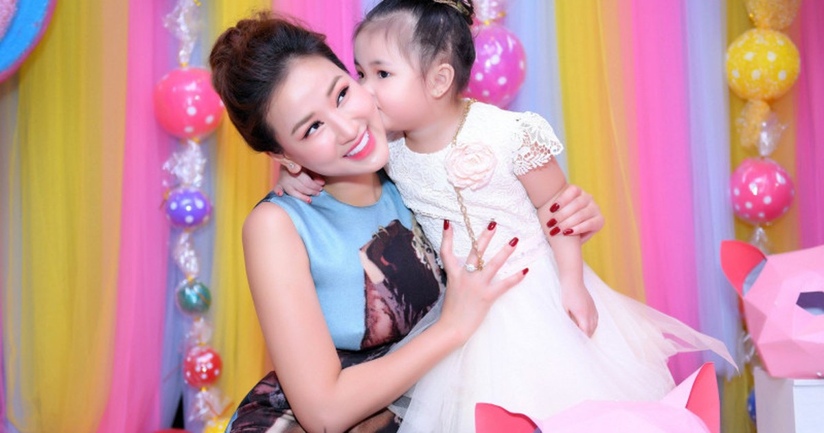 Ca sĩ Maya trải lòng về những góc khuất khi làm mẹ đơn thân
