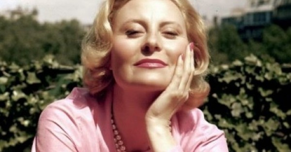 Nữ diễn viên huyền thoại Michele Morgan qua đời ở tuổi 96