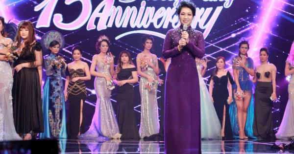 Kelly Pang kỷ niệm 15 năm thành lập với đêm hội 'Đẳng cập nghệ thuật nail'