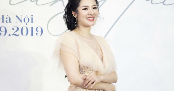 Á quân Sao Mai 2013 Phạm Thùy Dung tái xuất sau 6 năm 'ở ẩn'